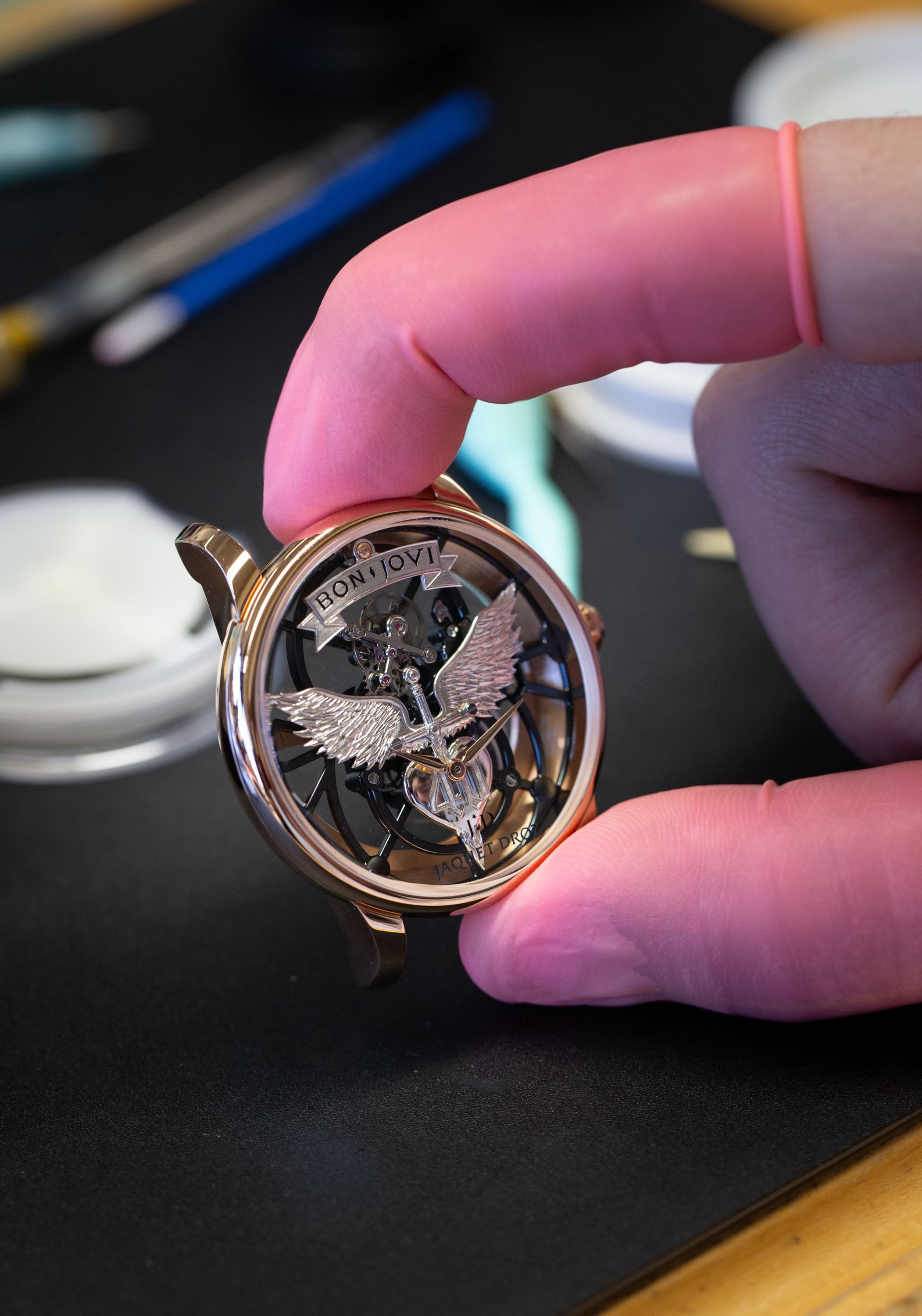 Tourbillon Skelet Red Gold - Bon Jovi - Press | Jaquet Droz